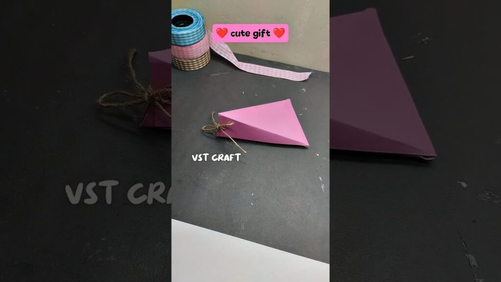 cutes gift ideas / DIY paper craft / Easy Triangular gift box #diy # ...
